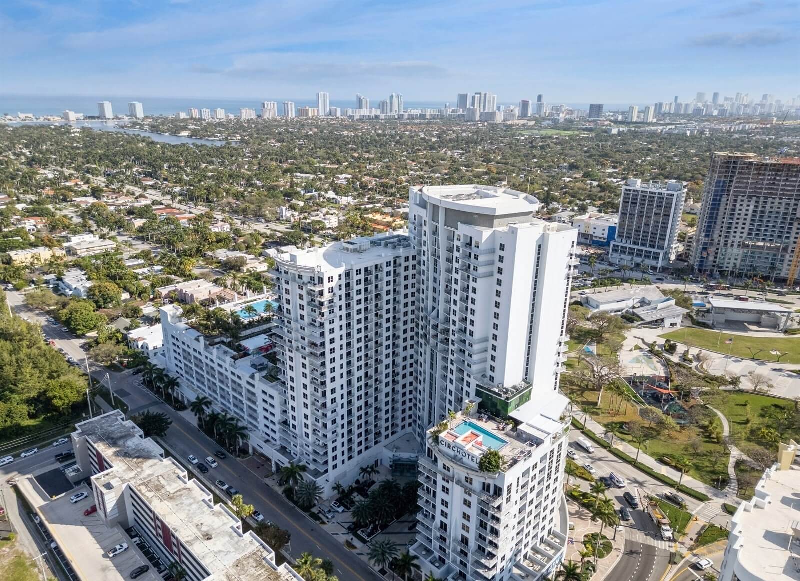Amenities of CIRC Hollywood Residences